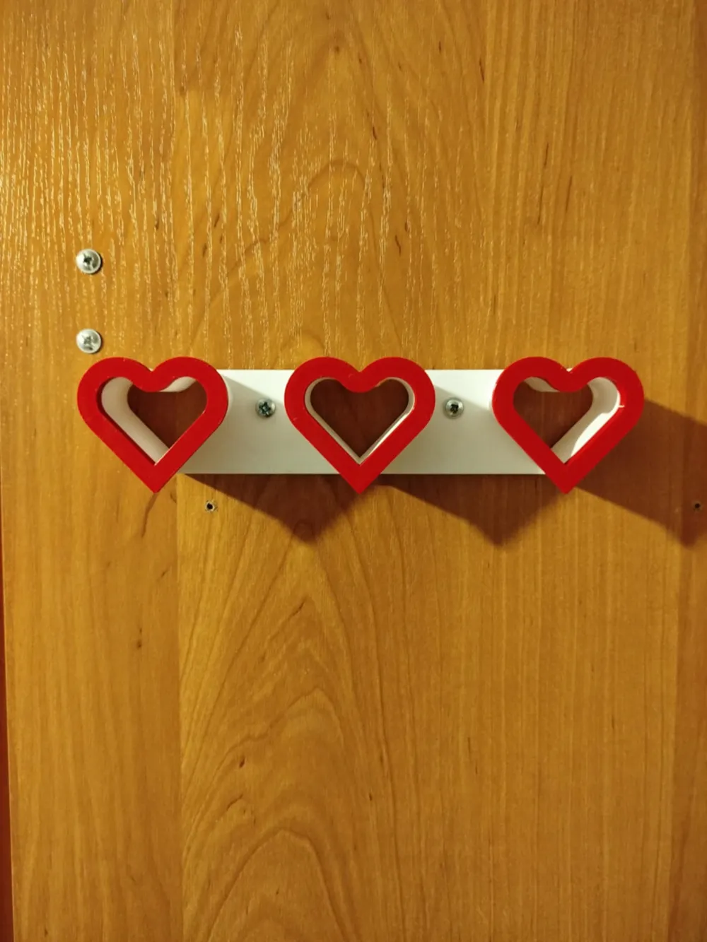 Heart-Shaped Jewelry Hanger for Necklaces - Free 3D Print Model ...