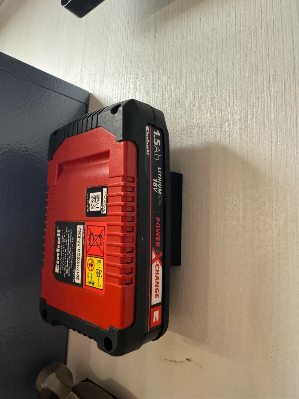 Einhell Akku holder by Niklas Probst - MakerWorld