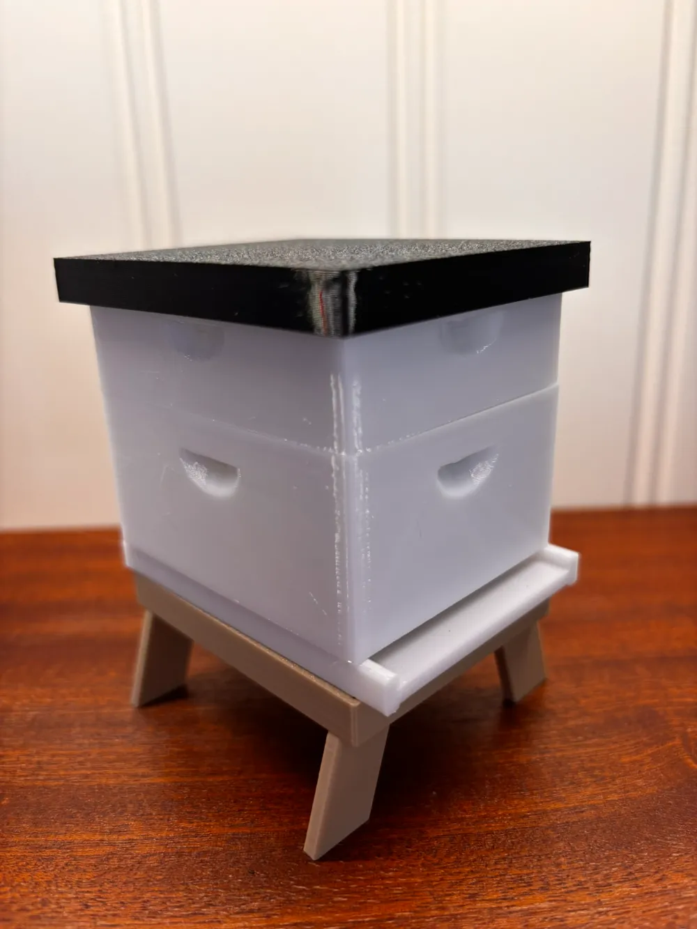 Desktop Beehive - Free 3D Print Model - MakerWorld