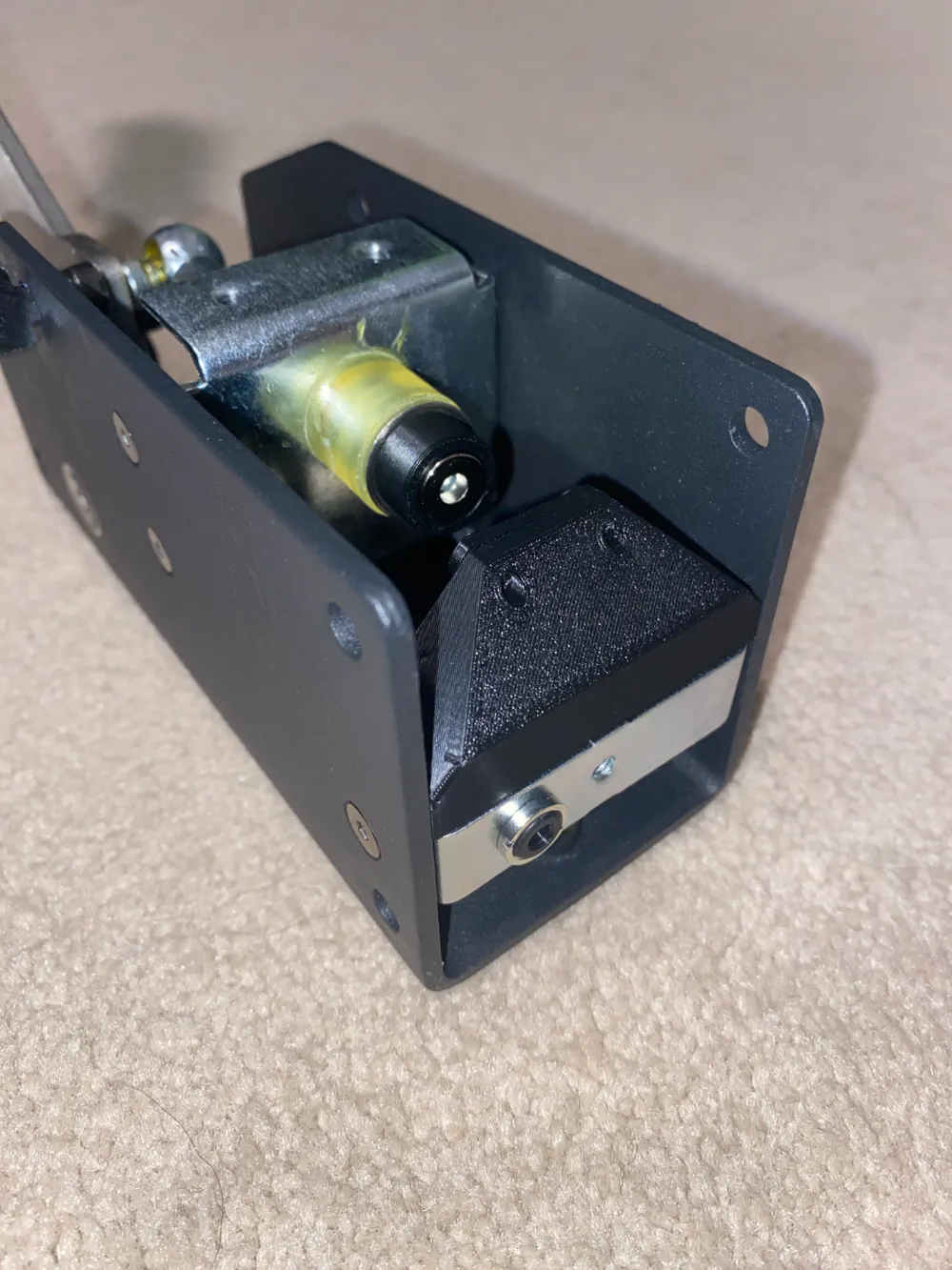 Fanatec Handbrake v1.5 Hall Effect Sensor Mod - Free 3D Print Model ...