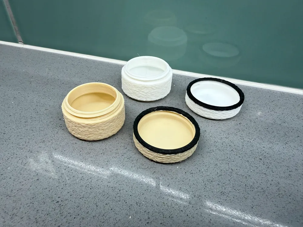 Pill / Tablet Pots with and without day labels by Marto - MakerWorld
