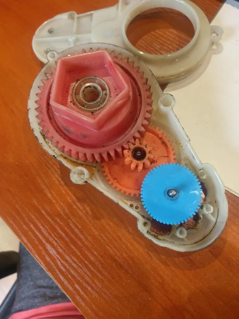 Peg Perego gearbox REPLACEMENT GEAR by Maker1O1 - MakerWorld