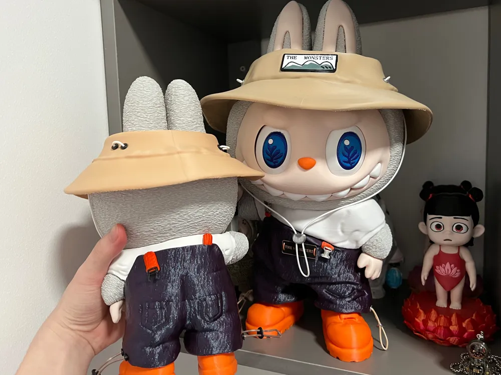 Labubu (FALL IN WILD) Outin Coffee Cup - 40CM Tall (Full Machine ...