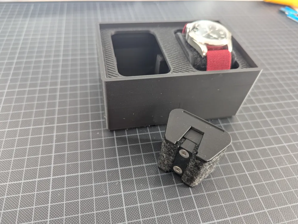 Gridfinity Watch Box 2 Watches by Albert_Borland MakerWorld: Download ...