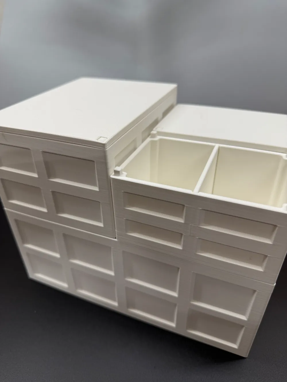 Divider for small stackable boxes, containers by roger.rhb - MakerWorld