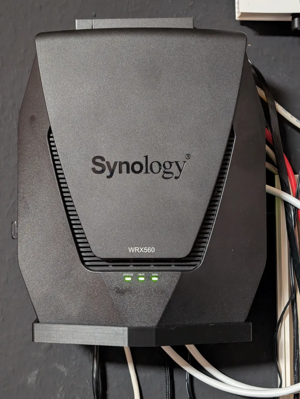 Synology WRX560 Wall Mount by BaschDE - MakerWorld
