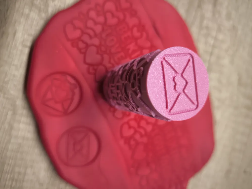 Rodillo de plastilina de San Valentín - Modelo de impresión 3D gratuito ...