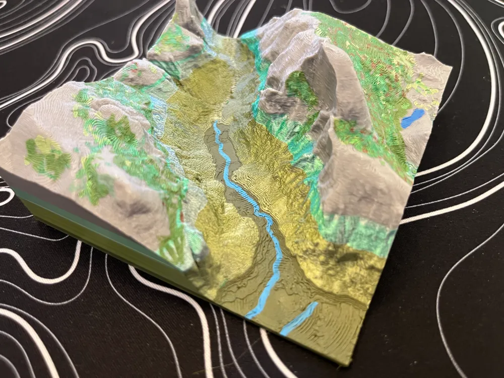 Half Dome - Yosemite California by PaleoJon - MakerWorld