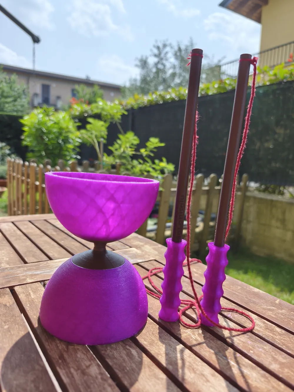 Juggling Diabolo - Free 3D Print Model - MakerWorld