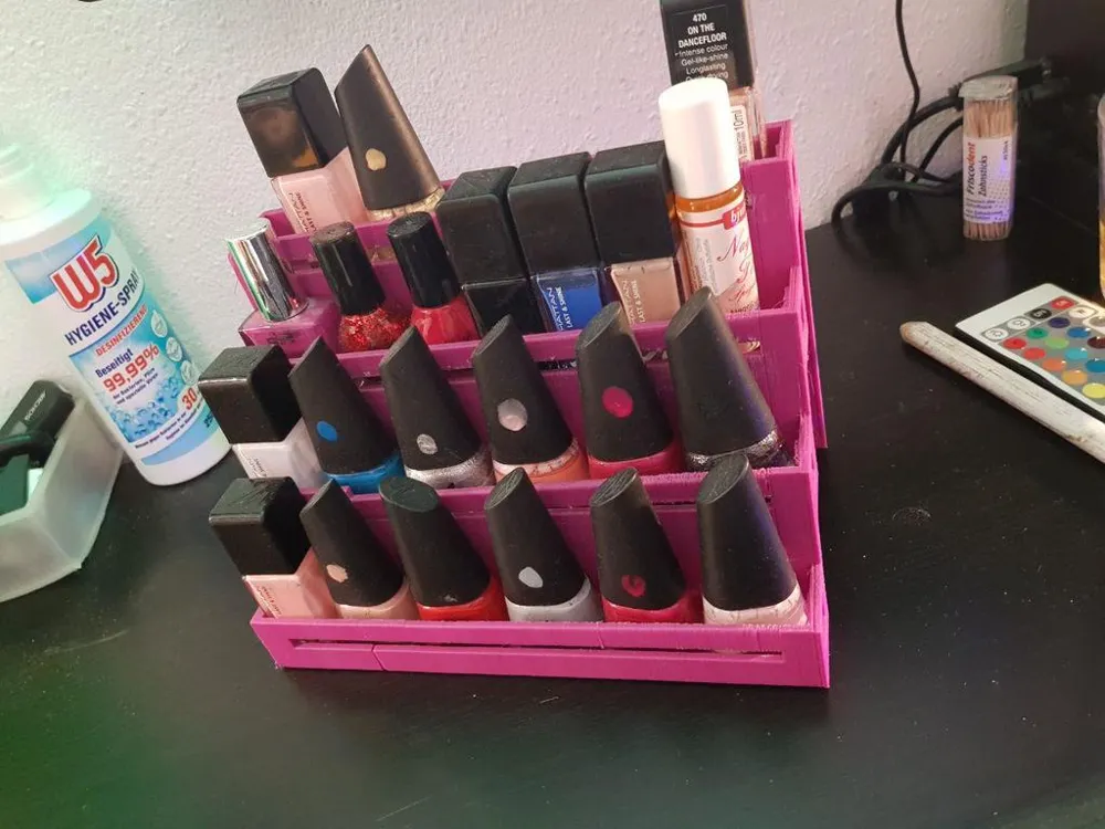 Manhatten Nail Polish Shelf 8x4=32 - Free 3D Print Model - MakerWorld