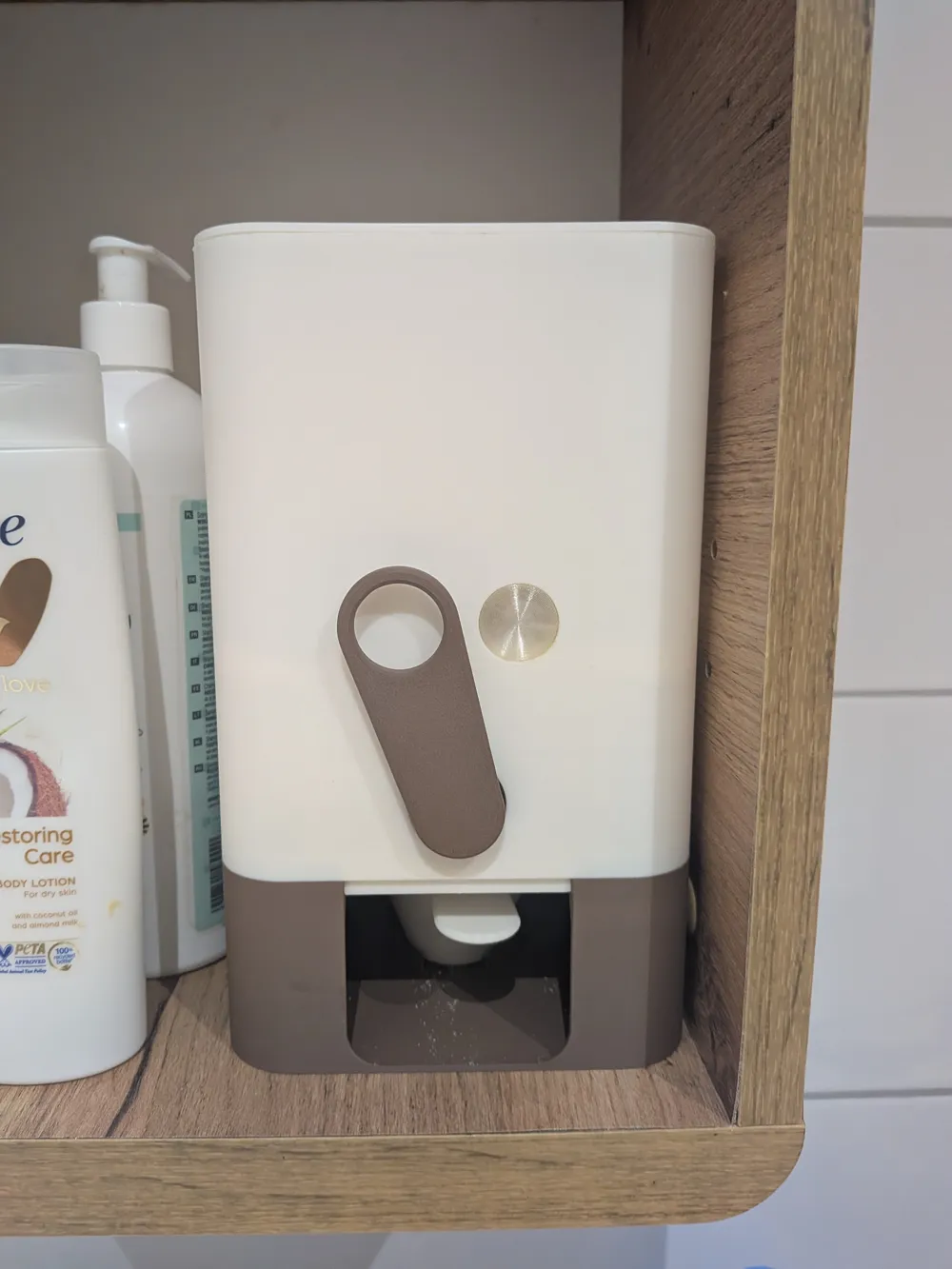Precision Powder Dispenser - Free 3D Print Model - MakerWorld