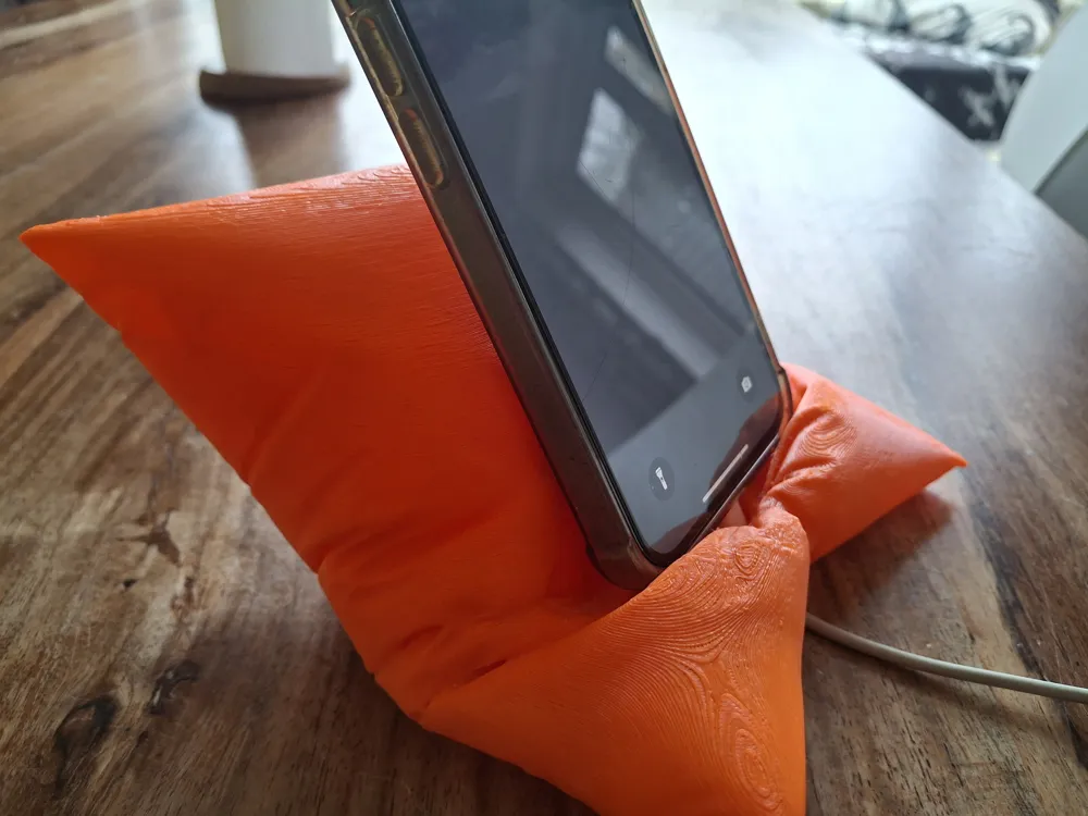 Pillow Phone stand - Free 3D Print Model - MakerWorld