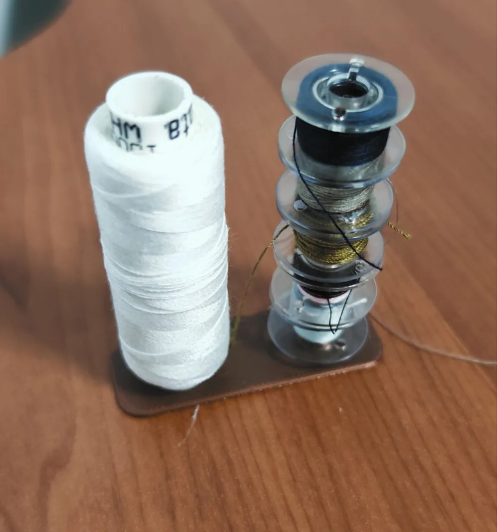 Holder for bobbin and/or sewing thread - Free 3D Print Model - MakerWorld
