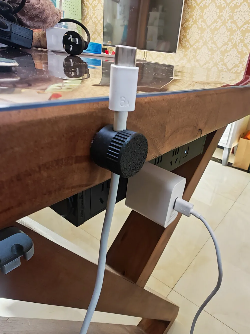 Cable organizer/data cable organizer - Free 3D Print Model - MakerWorld