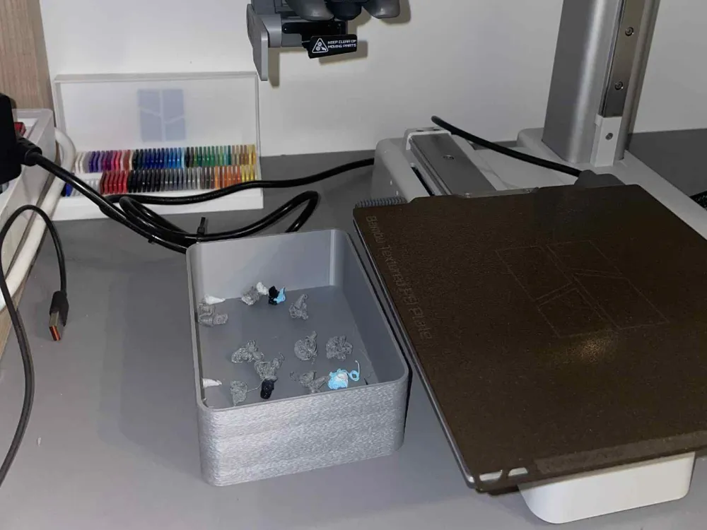 Filament Waste Bucket with Minimalist Deflector by DavsonDesigns ...