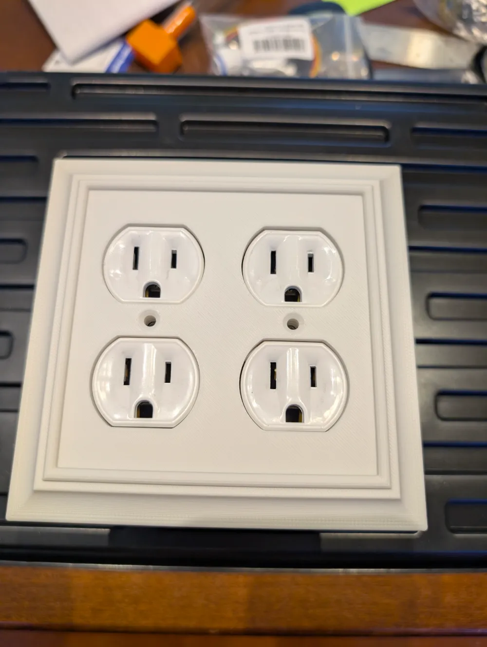 Decorative Double Outlet Cover Plate by Richard Batten MakerWorld ...