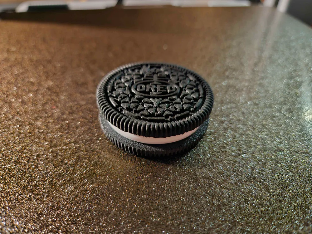 Realistic Double Stuf Oreo Remixed by Venturror - MakerWorld