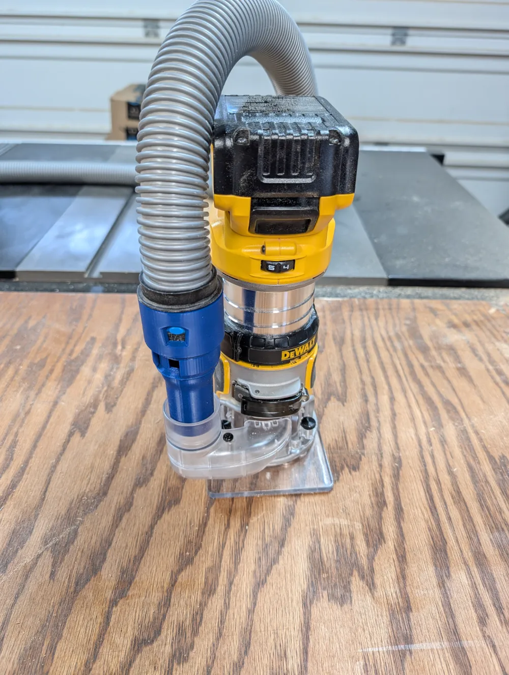 Cen-Tec Quick Click Dewalt Trim Router Adaptor by Making Dove - MakerWorld