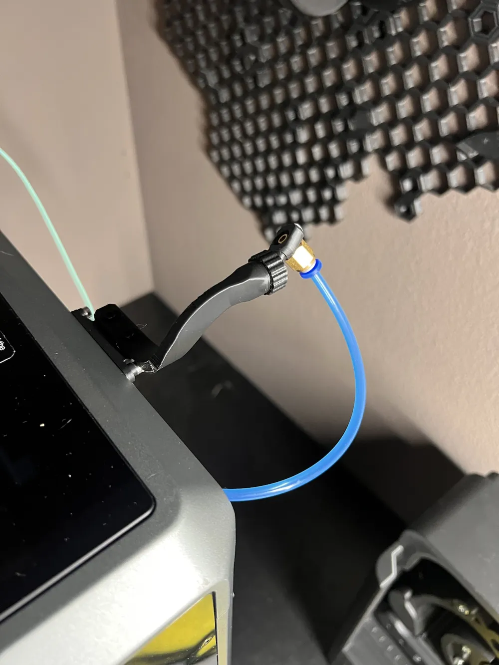Ball Joint PTFE Filament Guide - Free 3D Print Model - MakerWorld