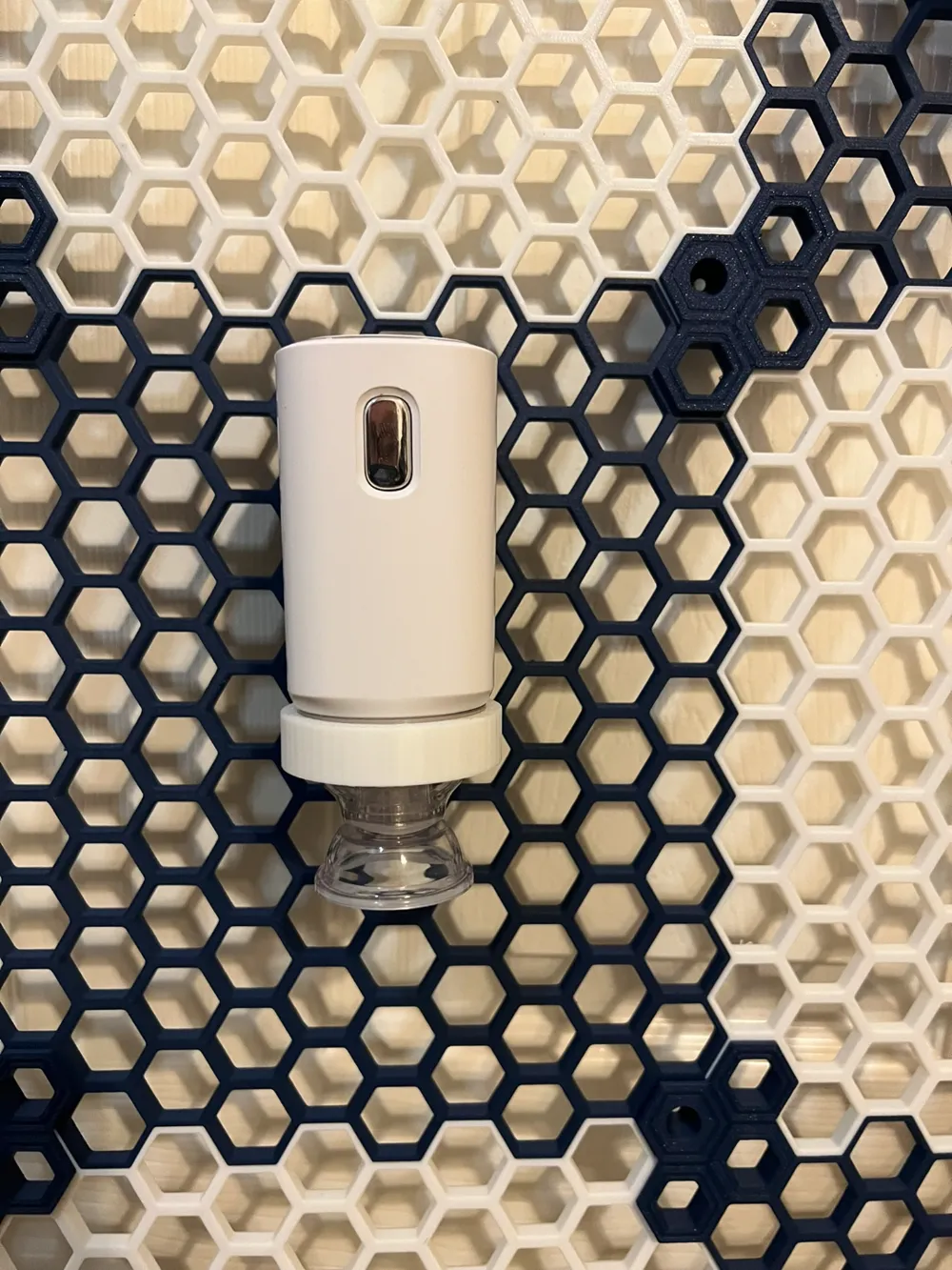 Honeycomb Storage Wall (HSW) - OVV3D Vacuum Pump Holder for Filament Storage Bags Remixed by ...