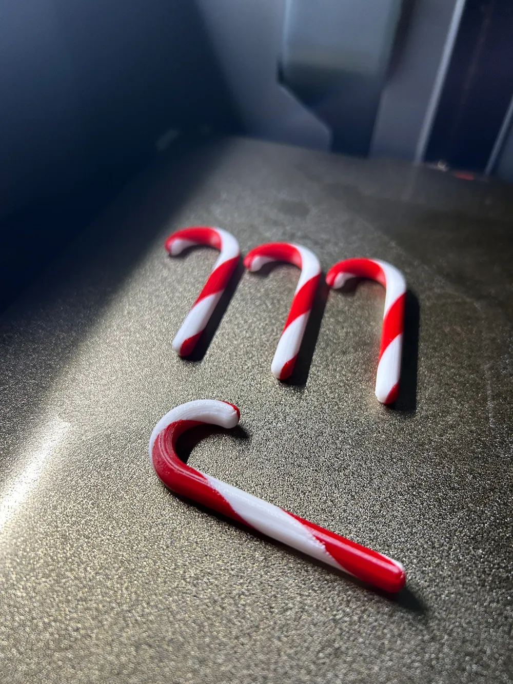 7 fully round candy canes - print with Bambu Glue stick by KENPRINT ...