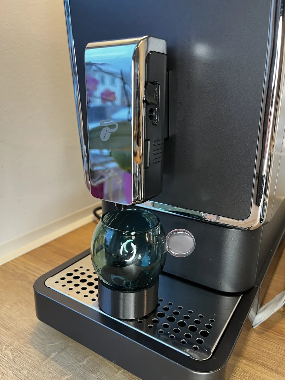 Tchibo Coffee Machine Cup Riser / Small Cup Pad - Free 3D Print Model ...