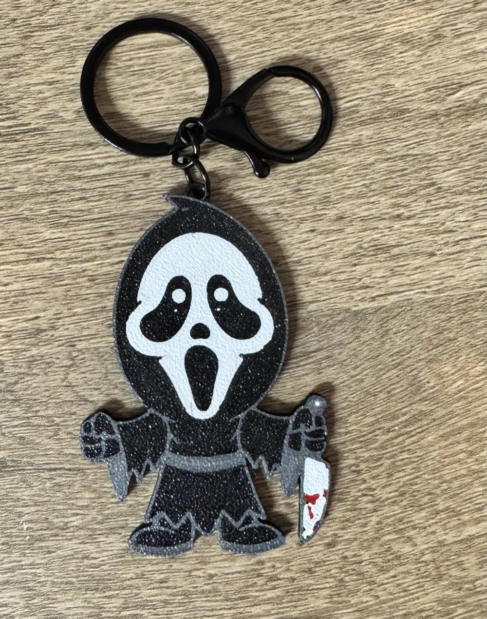 Ghostface Keychain by Charloto MakerWorld: Download Free 3D Models