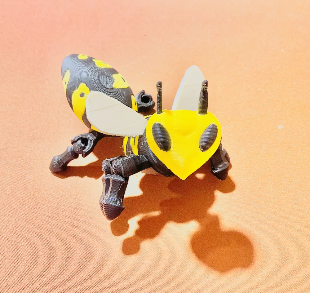 Articulated wasp - Free 3D Print Model - MakerWorld