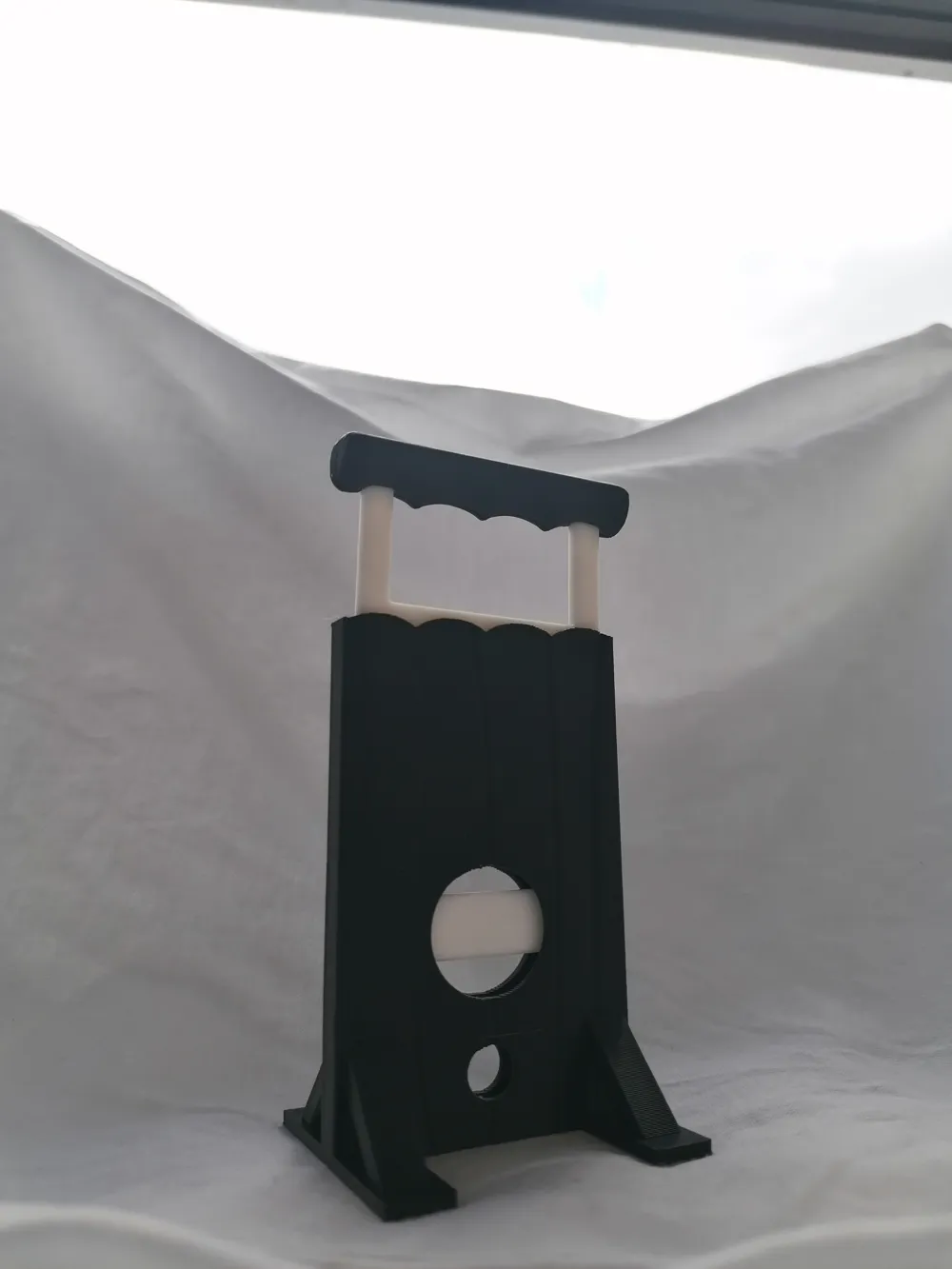 Finger Guillotine - Free 3D Print Model - MakerWorld