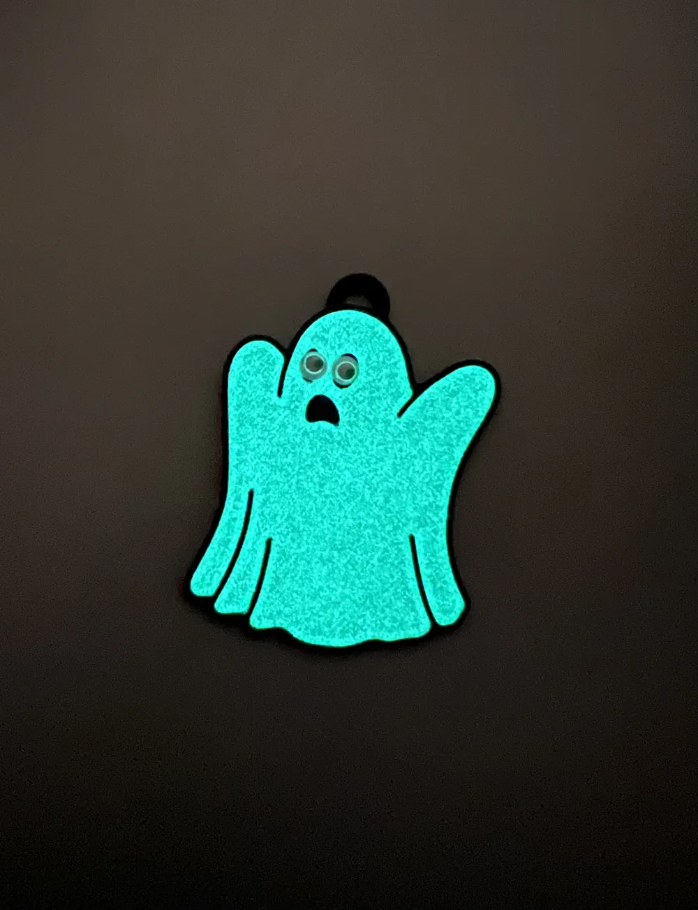 Spooked Ghost Keychain Remixed by NUKDDD - MakerWorld