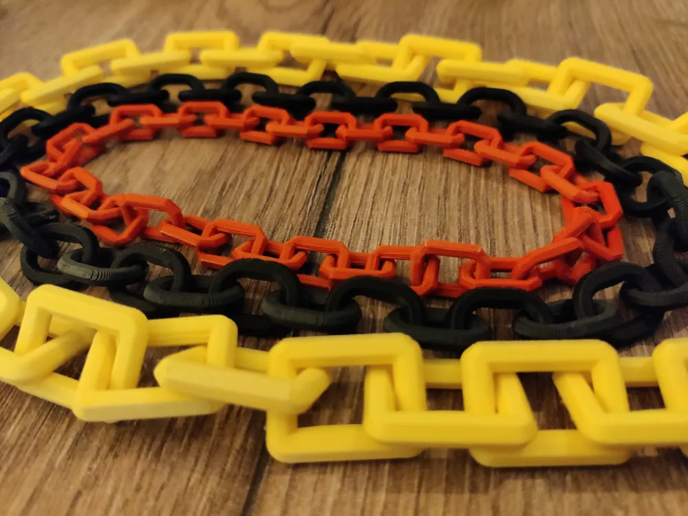 ChainMaker - Parametric chain generator - Free 3D Print Model - MakerWorld