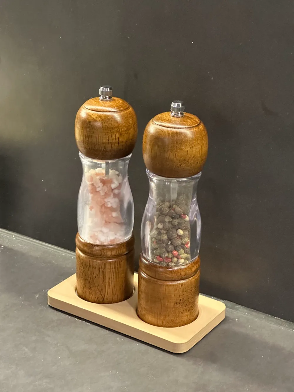 Peper and Salt Mill Tray by user_183683811 - MakerWorld