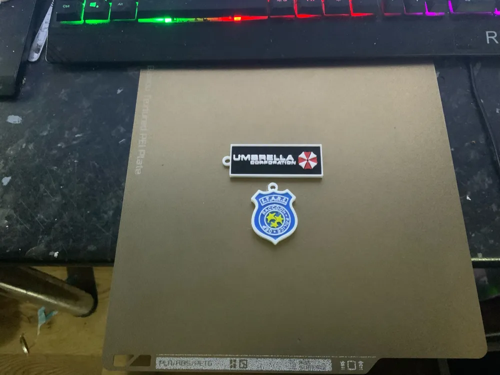 resident evil keychain / charm (free commercial) by dominator334 ...