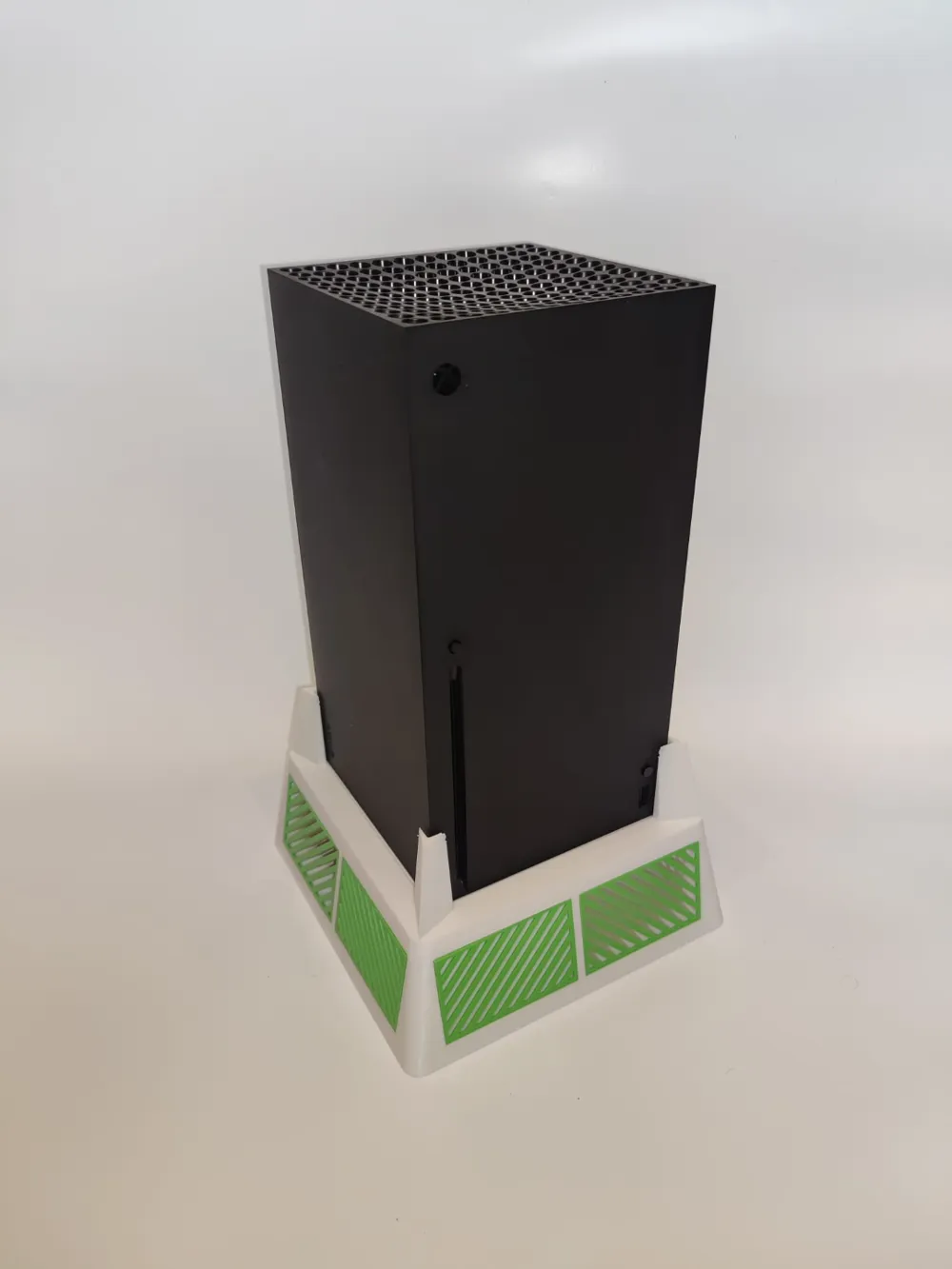 Xbox Series X Stand by 3D.omi - MakerWorld
