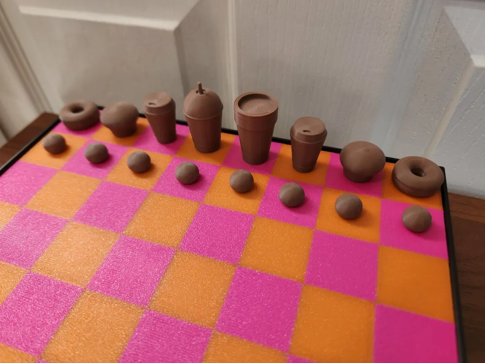 Dunkin' Donuts Chess (MESA-220 compatible) by Amethyst3D - MakerWorld