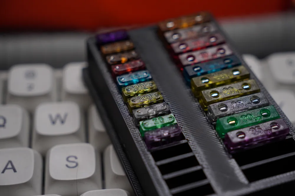 Car Fuse Box Organizer (Kinda OCD) by BorgoTechSpace - MakerWorld