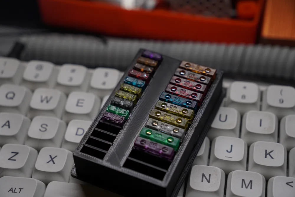 Car Fuse Box Organizer (Kinda OCD) by BorgoTechSpace - MakerWorld