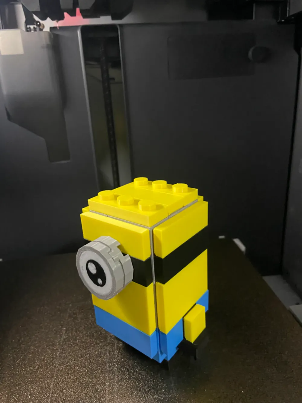 (BUILDABLE) 200% Minion BrickHead Build Set by PokePrinter - MakerWorld