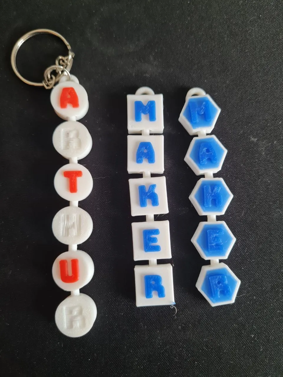 Parametric Articulated Keychain -Multi-Shape/Color - Free 3D Print ...