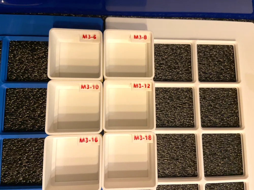 GRIDFINITY M3 BOLT LOW PROFILE STACKABLE WITH TEXT by John Hoang - MakerWorld