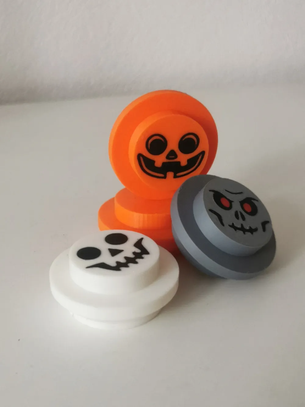 Giant Building Brick Halloween Face Studs by rijstraket MakerWorld ...