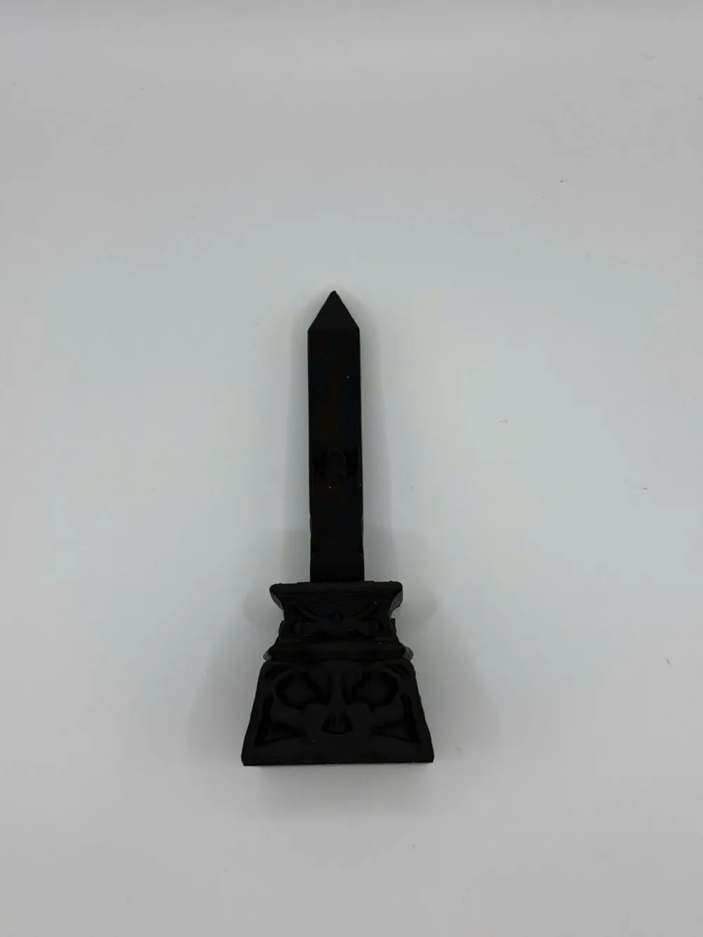 Skull pillar / Pylon - DND Scatter terrain by everythingDND - MakerWorld