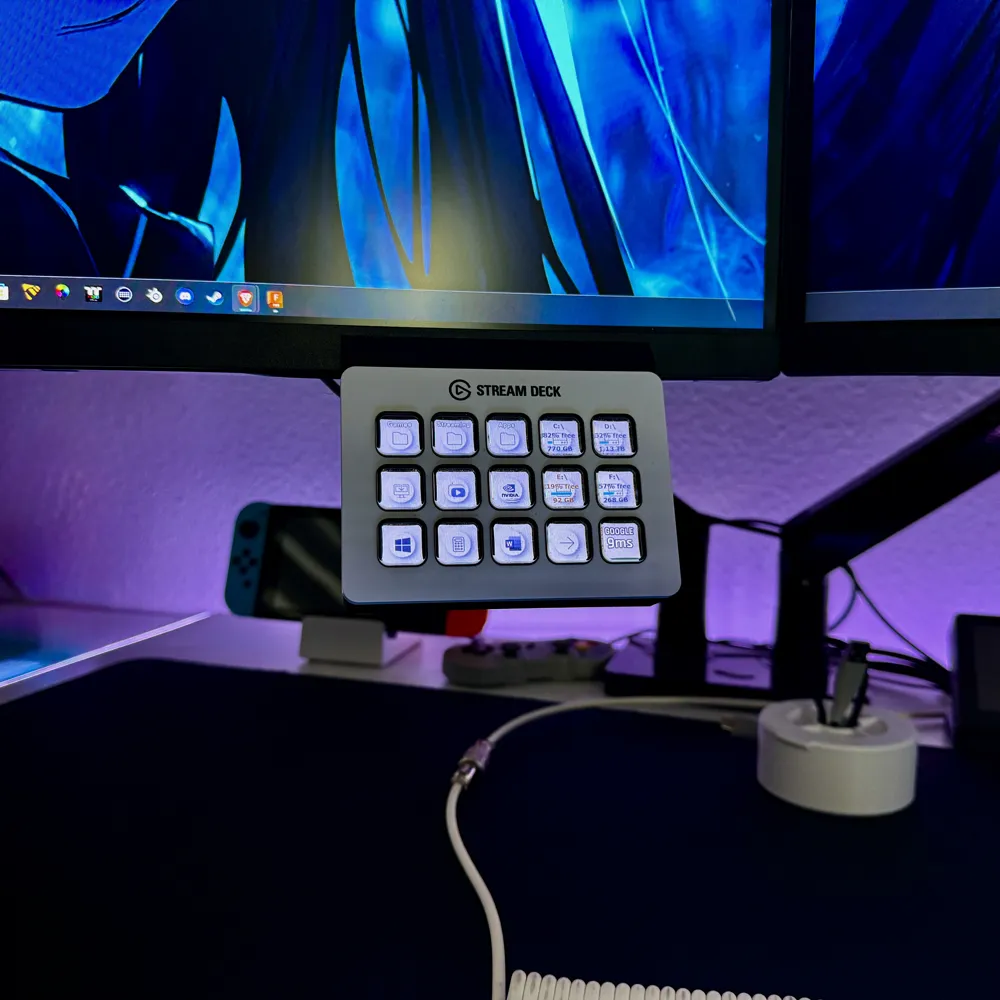 Stream Deck MK2 Monitor Mount - Free 3D Print Model - MakerWorld