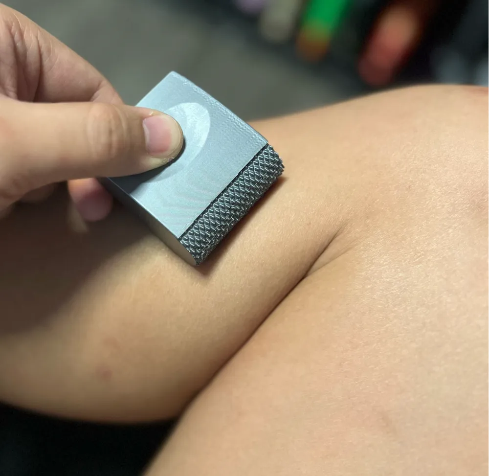 Addictive Itchy Skin Scratcher Level 1 by ZakoJaz - MakerWorld