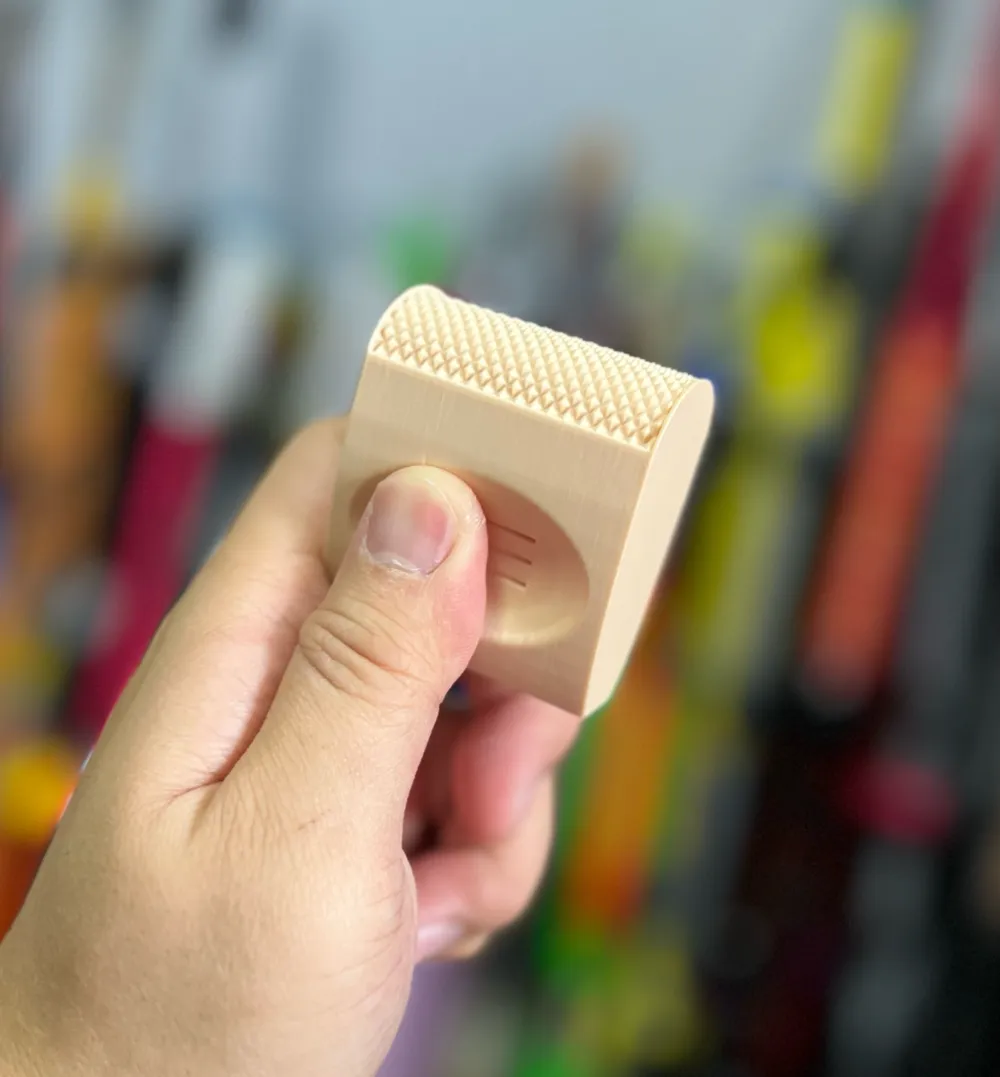 Addictive Itchy Skin Scratcher Level 1 by ZakoJaz - MakerWorld