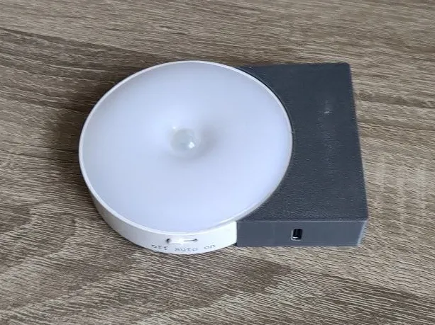 18650 battery case for Round motion sensor lamp - Free 3D Print Model ...