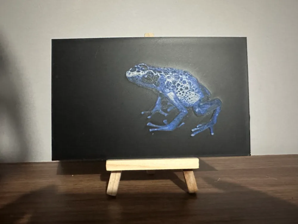 Poison Dart Frog (blue) Hueforge by Grim - MakerWorld