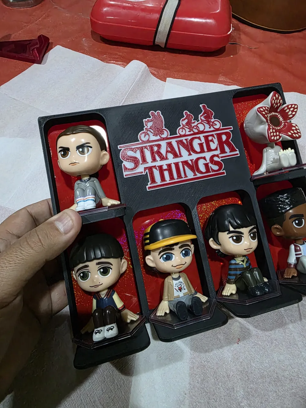 MCDONALD´S STRANGER THINGS TOY SHELF - Free 3D Print Model - MakerWorld
