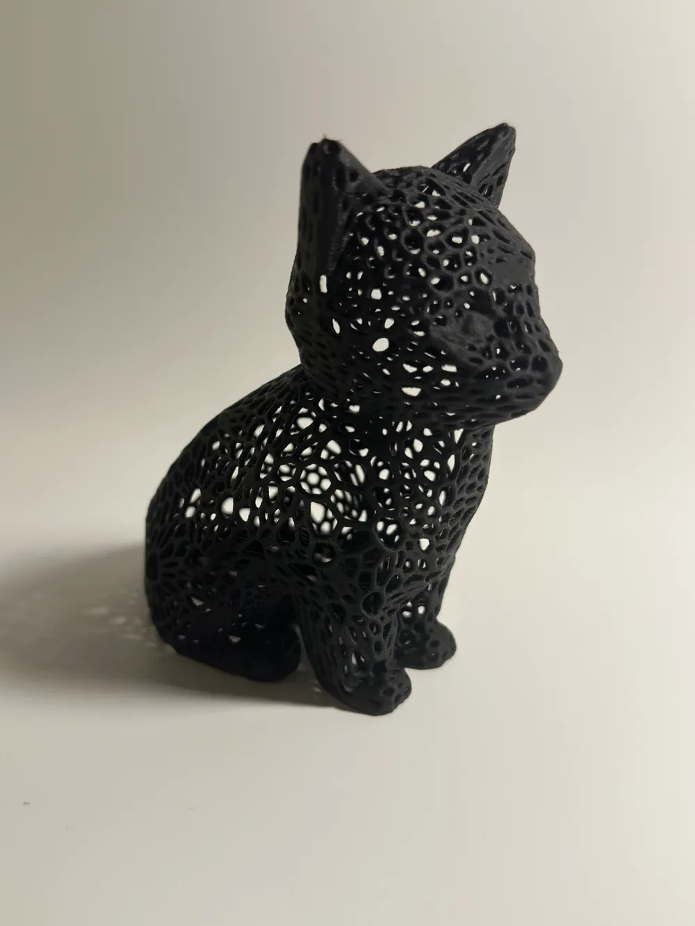 Voronoi Cat by Vixvvo 3D - MakerWorld