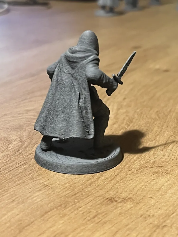 Miniature thief by lagalerylab MakerWorld: Download Free 3D Models